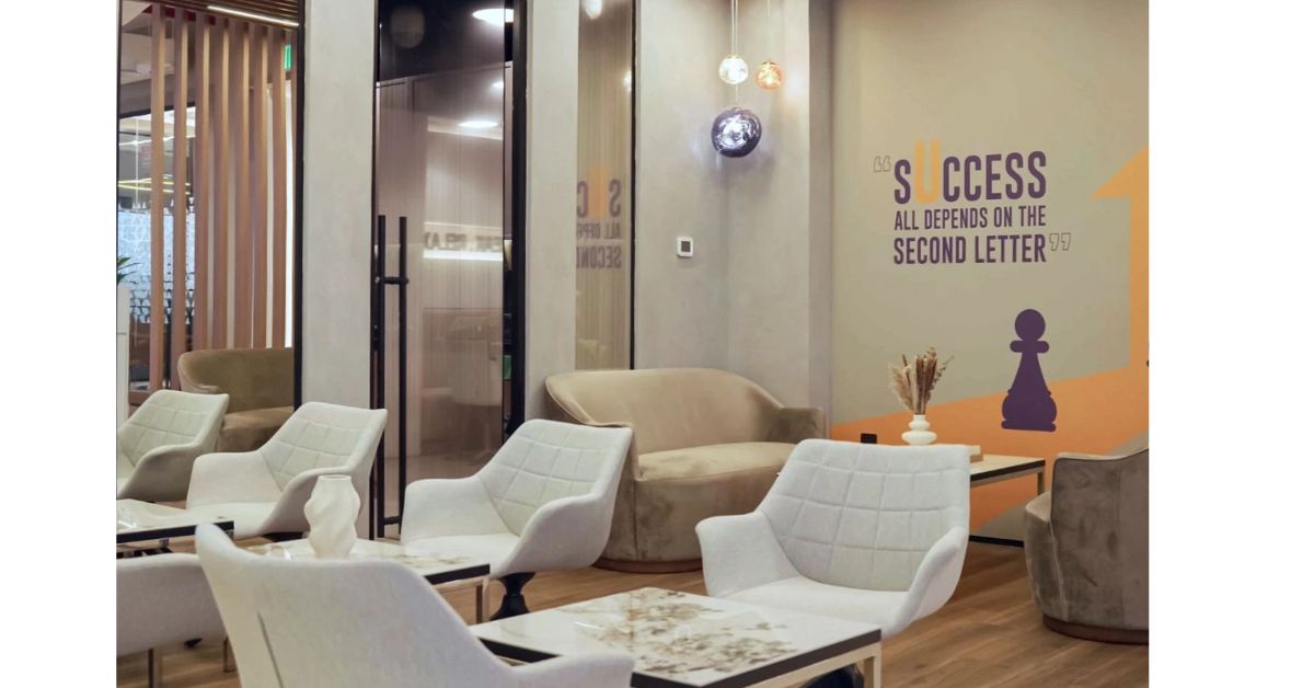 Minimum Circulation Width Lounge: Clearances & Checklist | Arcedior