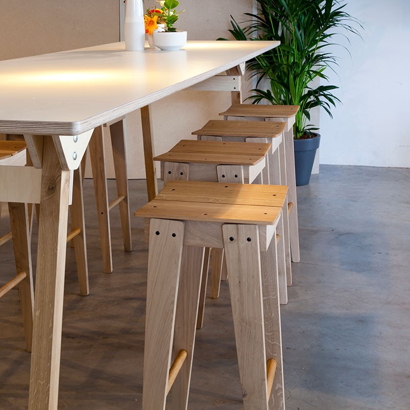 Tilt Bar Stool | Bar Stools | Arcedior